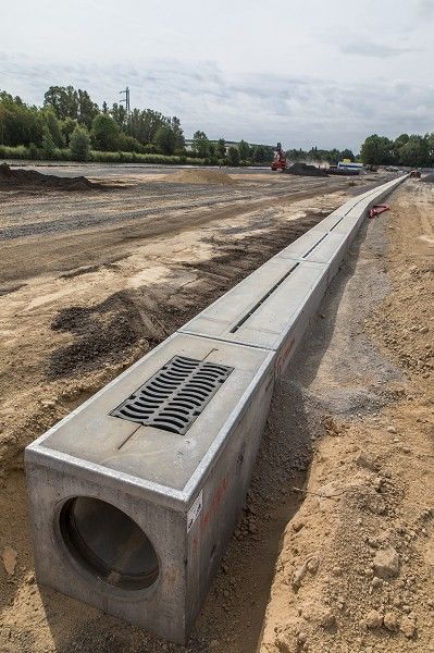 CF FORTE®, nouveau caniveau hydraulique a fente conçu pour les ...
